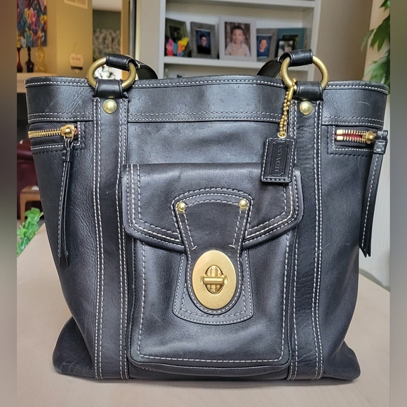 Coach | Bags | Vintage Coach Legacy Gigi Black Vachetta Leather F2888 ...